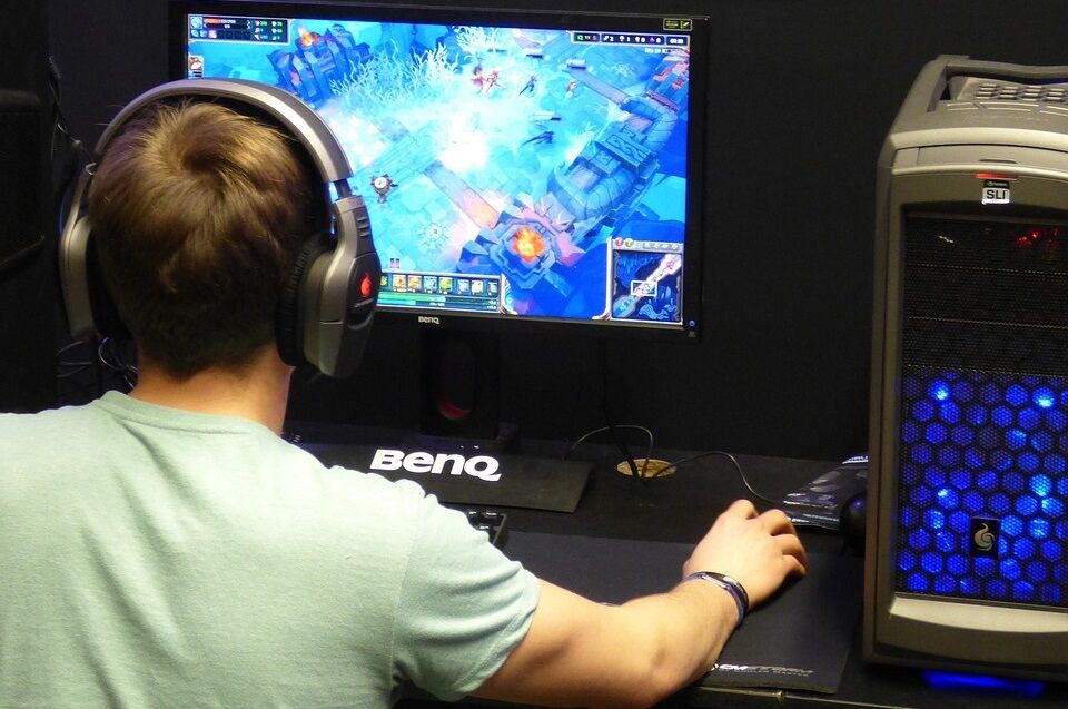 Master First-Person Shooter Games: 7 Proven Strategies for Success ...