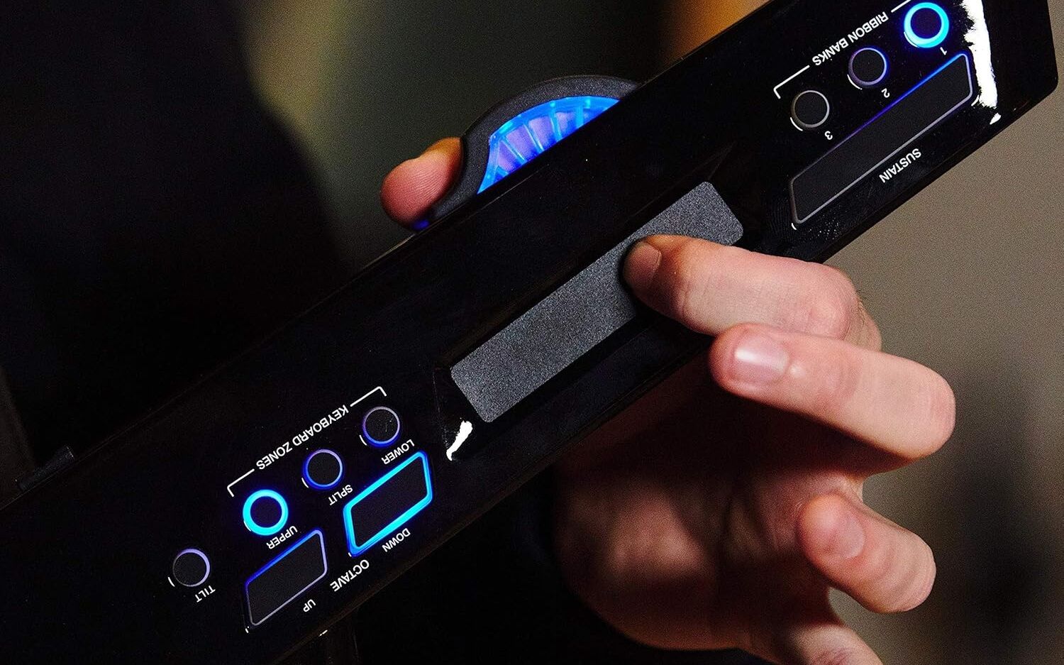 Features Of The Keytar That Will Transform Your Music Experience ...