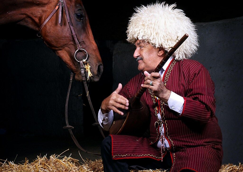 Essential Tips to Master the Tambura: Unlock the Soulful Power of ...